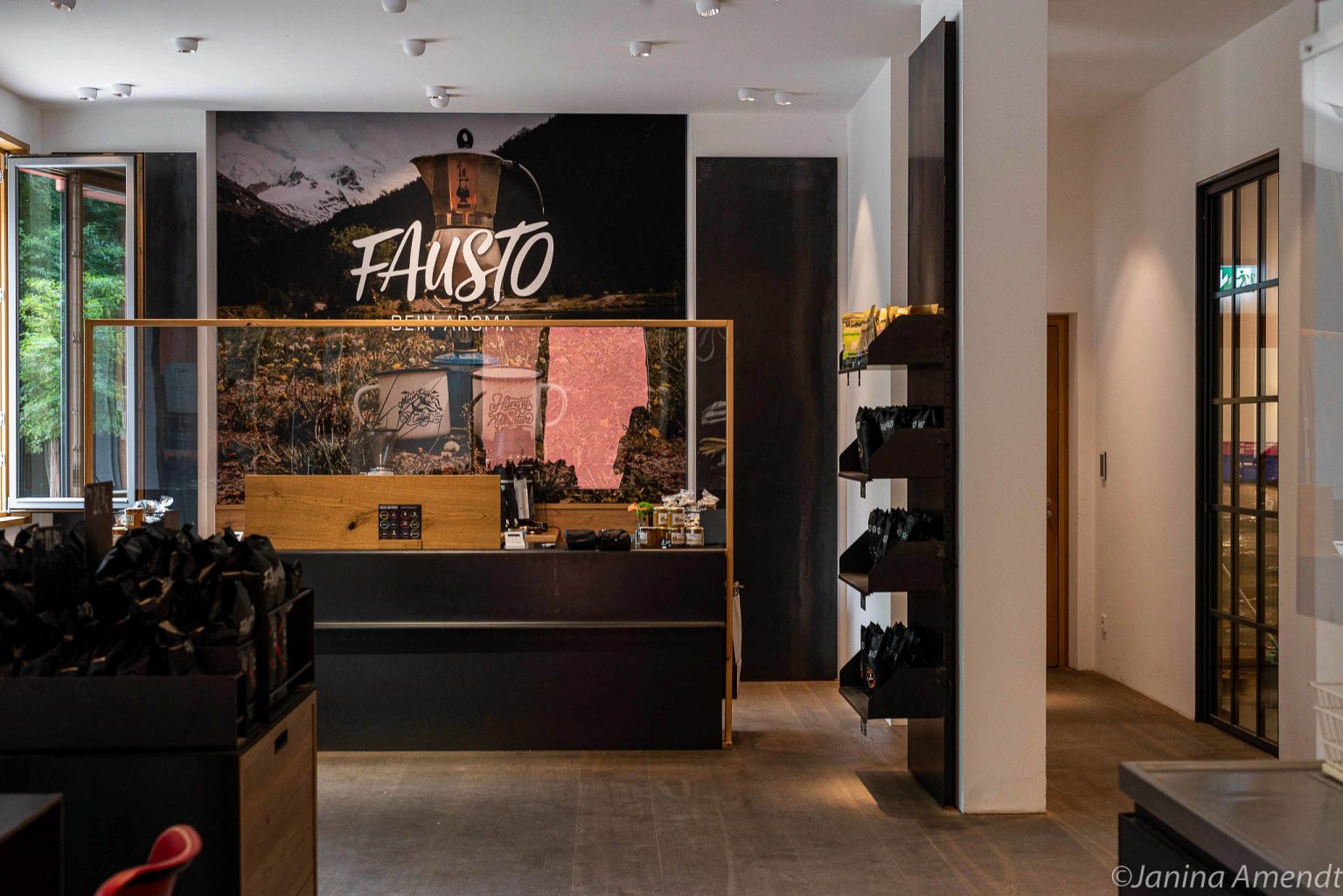 Fausto – gläserne Kaffeerösterei in München