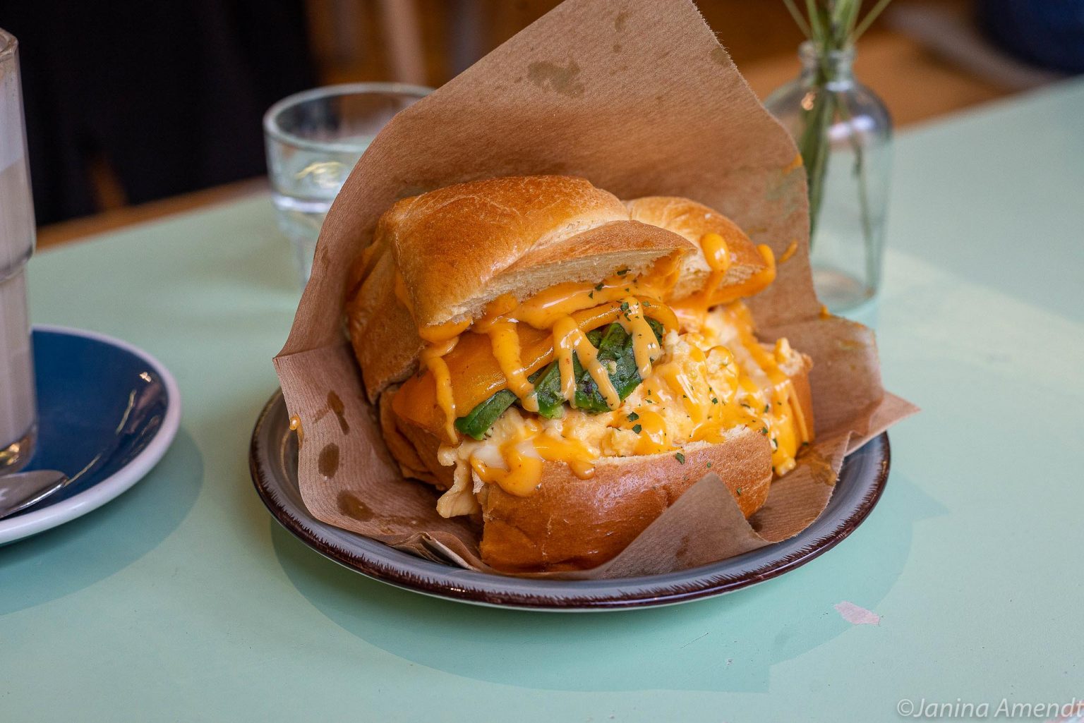 Egg Drop Sandwich von 44 Brekkie – Worth the Hype?